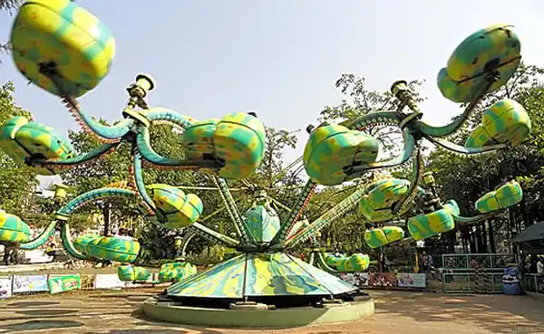 Essel World Mumbai - Ticket Price, Timings & Famous Attractions